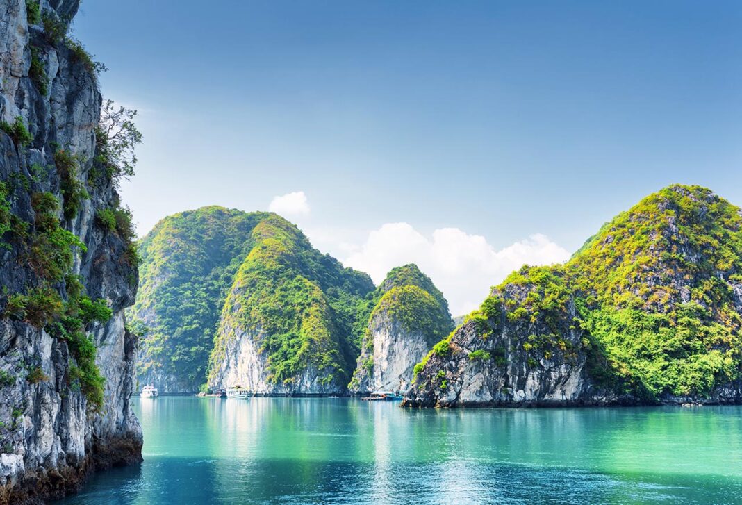 Ha Long Travel Guide | All You Need to Know for Your First Visit